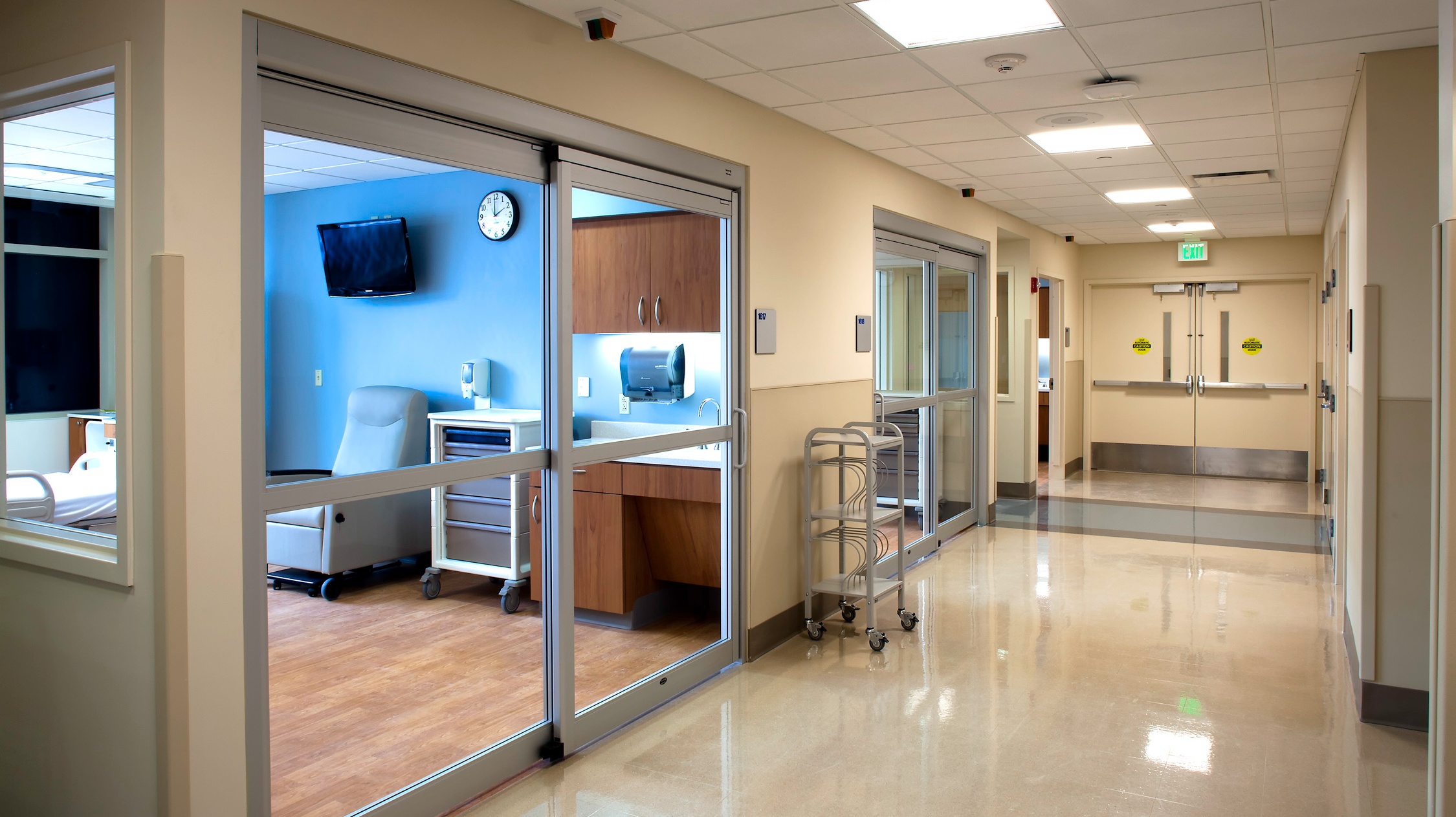 Product highlight: Besam VersaMax ICU doors offer maximize space and ...