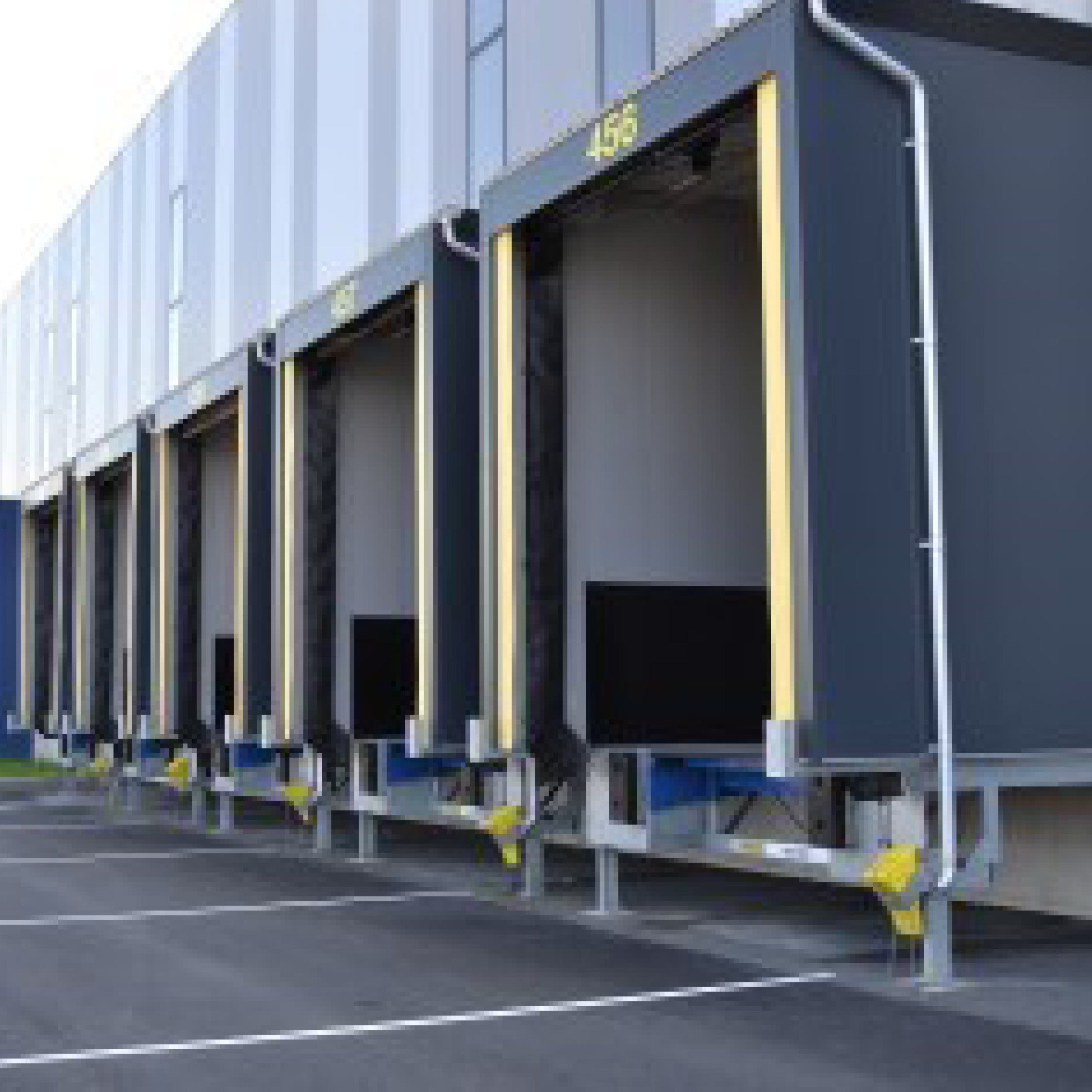 Loadhouses » Vorsatzschleusen als Verlade-Komplettlösung