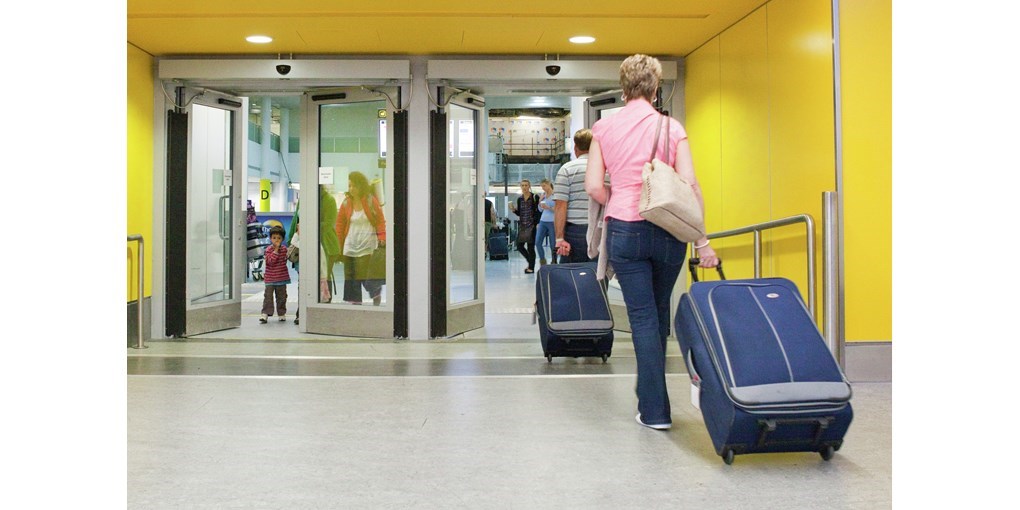 Automatic swing door uses | ASSA ABLOY Entrance Systems
