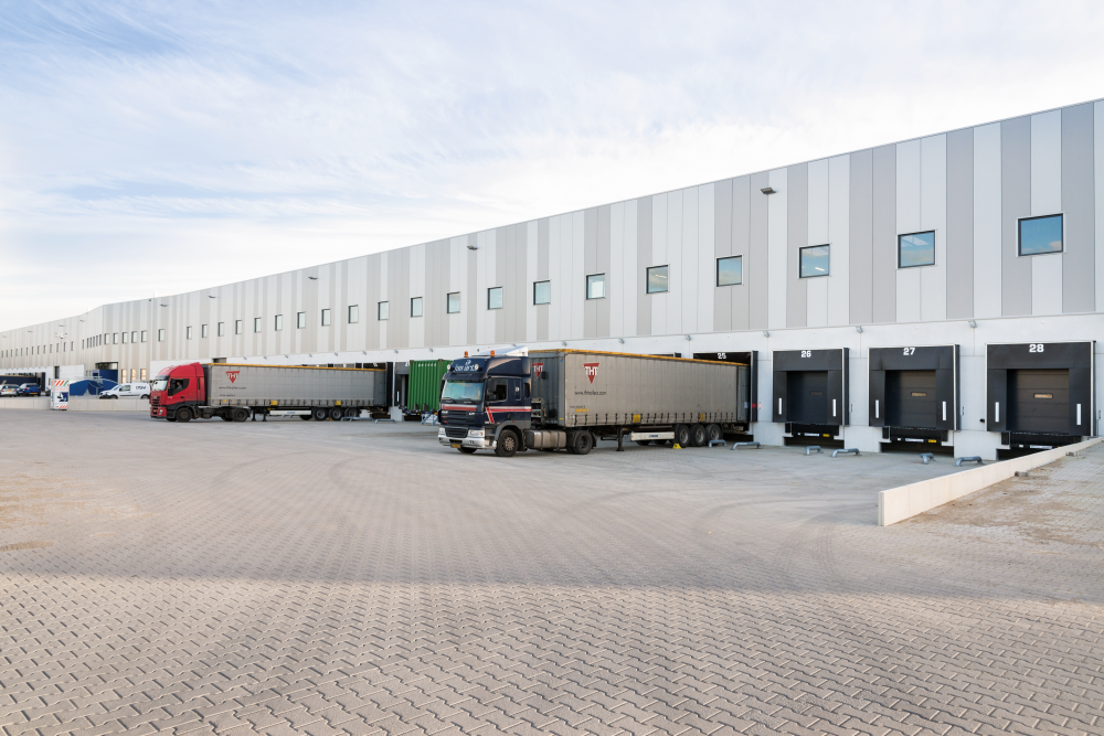 Logistics: what type of loading bay should you choose?