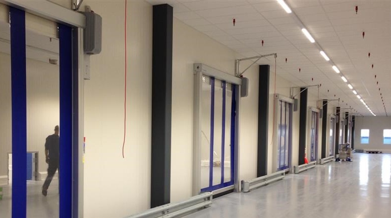 Isolated production areas with high-performance doors